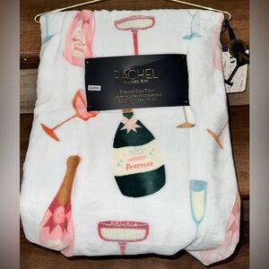RACHEL Rachel Roy | Bedding | Cute Rachel Roy White And Pink ...